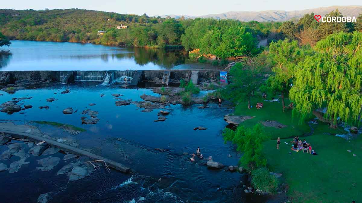 Río Cosquín destino turístico en la Capital del Folklore - Amo Córdoba ...